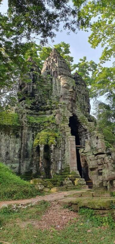 Angkor Share Tour by Tuk Tuk - Authenticity and Experience