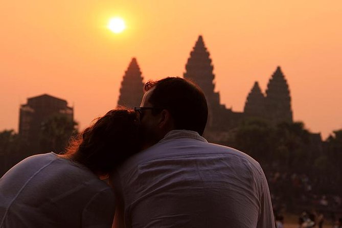 Angkor Sunrise Jeep Tour - Inclusive Breakfast & Lunch - A Well-Paced Day of Temple Exploration