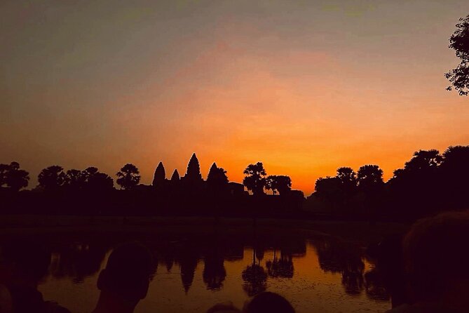 Angkor Sunrise tours with Benteay Srei and Bengmealea Landmine, - Banteay Srei: The Women’s Temple