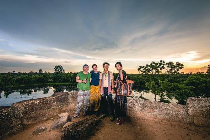 Angkor Sunset & Gondola Ride By Jeep - Practical Tips for Travelers
