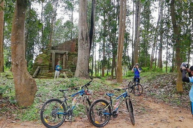 Angkor Temple Bike Tour from Siem Reap Inclusive of Lunch - A Closer Look at the Itinerary