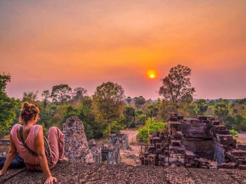 Angkor Wat: and Beyond Sunset at Bakheng Tour - Key Points