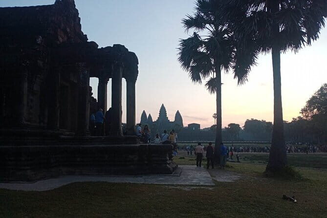 Angkor Wat & Banteay Srei 1-Day Tour - The Sum Up
