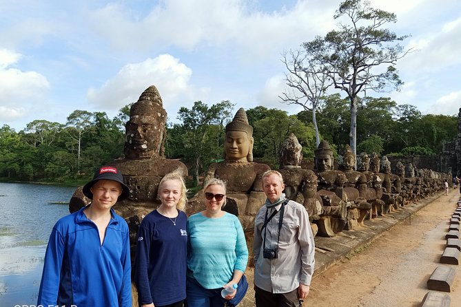Angkor Wat & Banteay Srey Tour - Authentic yet Efficient: A Well-Rounded Experience