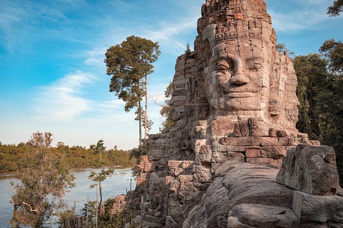 Angkor Wat Experience Temple Pass and Siem Reap Food Tour - Key Points