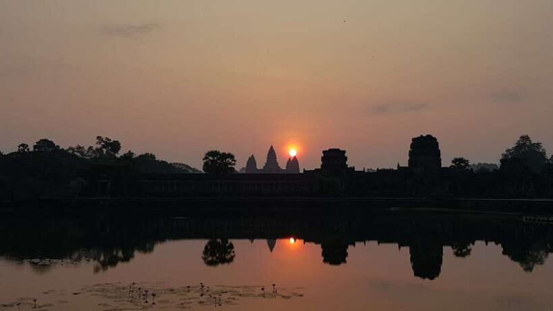 Angkor Wat Full-Day Private Tour with Sunset - Authentic Experiences and Traveler Feedback