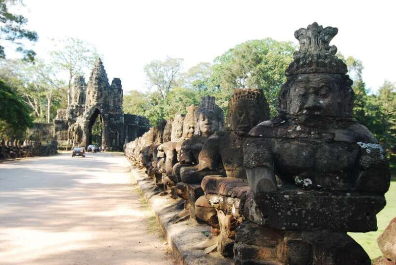 Angkor Wat Full-Day Private Tour with Sunset - Who Should Consider This Tour?