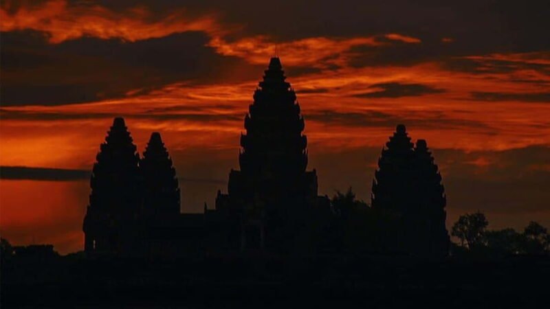 Angkor Wat Guided Sunrise Tour - Authentic Experiences and Educational Value