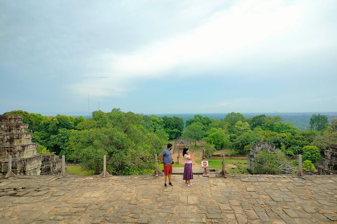 Angkor Wat Hidden Gems And Sunset Symphony In Small Group Tours - Key Points
