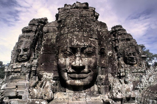 Angkor Wat plus Helicopter ride with Khmer Lunch - An In-Depth Look at the Tour Experience