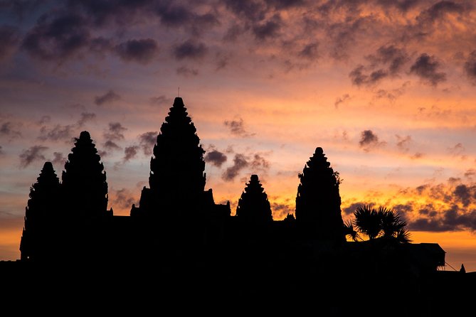Angkor Wat Small-Group Sunrise Tour from Siem Reap - A Closer Look at the Itinerary