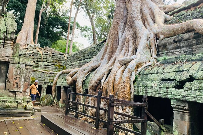 Angkor Wat Sunrise and Angkor Thom Sunset Tour - Why This Tour Stands Out