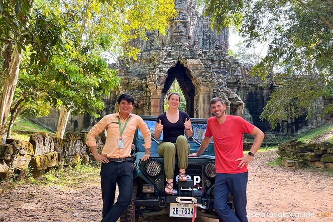 Angkor Wat Sunrise and Market Tour by Jeep - The Core of the Experience