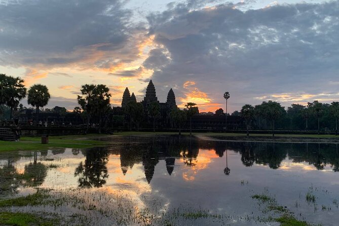 Angkor Wat Sunrise and Tonle Sap Cruise Sunset Tour - Who Is This Tour Best For?