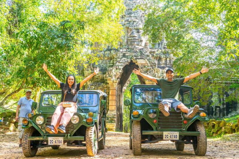 Angkor Wat: Sunrise Jeep Tour with Breakfast and Lunch - The Practical Side: Transportation, Meals, and Costs