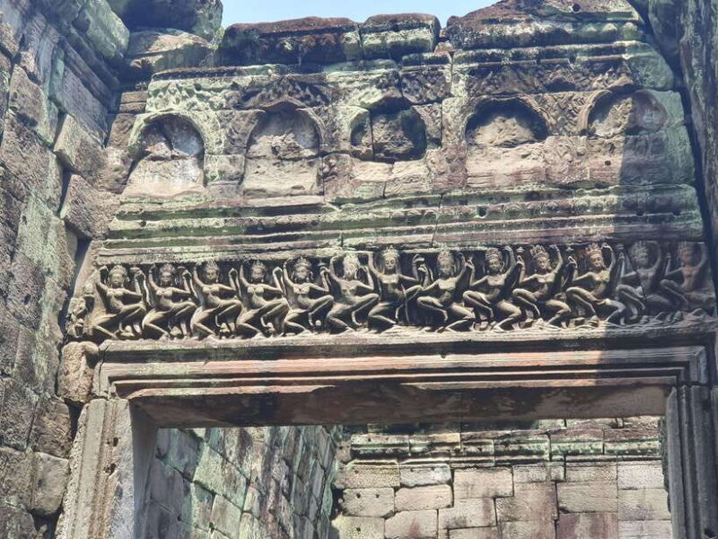 Angkor Wat Sunrise Main Temples Tour(Included Breakfast) - What’s Included and What’s Not