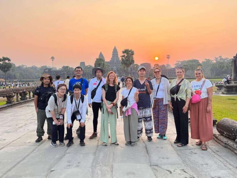 Angkor Wat Sunrise Temple Tour with Bayon and Ta Prohm - Key Points