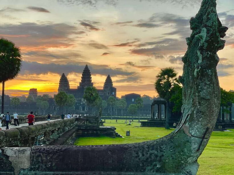Angkor Wat Sunrise & Tonle Sap Lake Floating Village Tour - Key Points