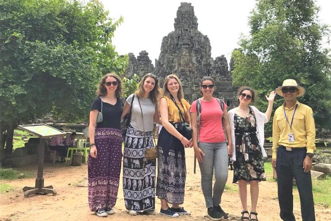 Angkor Wat Sunrise Tour: 2.5 Days with Tonle Sap Lake - Day 1: Floating Villages and the Lake’s Life