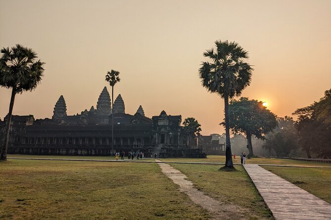 Angkor Wat Temple Tour with own Tuk Tuk Driver - The Experience and Why It Works