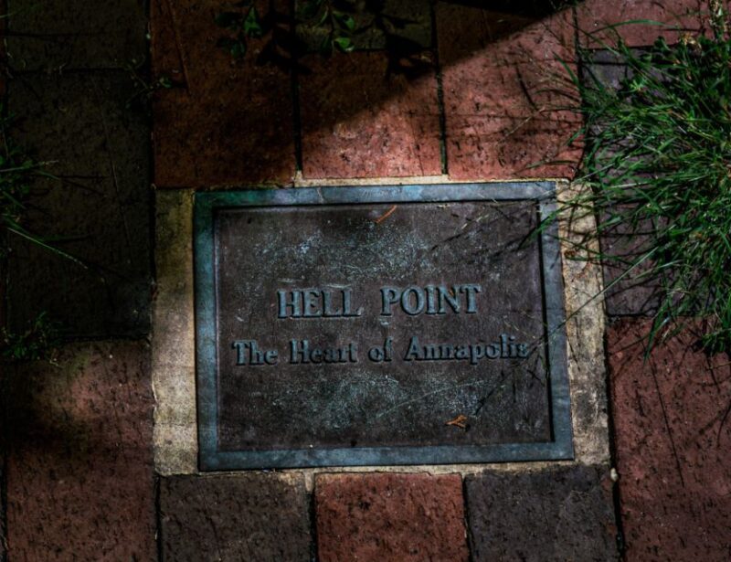 Annapolis: Ghosts of the Harbor & Old Town Tour - The Experience in Detail