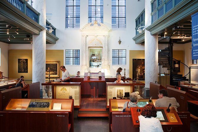Anne Frank Walking Tour Amsterdam Including Jewish Cultural Quarter - Hollandsche Schouwburg: From Theater to Memorial