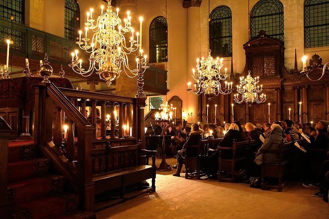 Anne Frank Walking Tour Amsterdam Including Jewish Cultural Quarter - The Vibrant Waterlooplein Market: A Light-hearted Finish