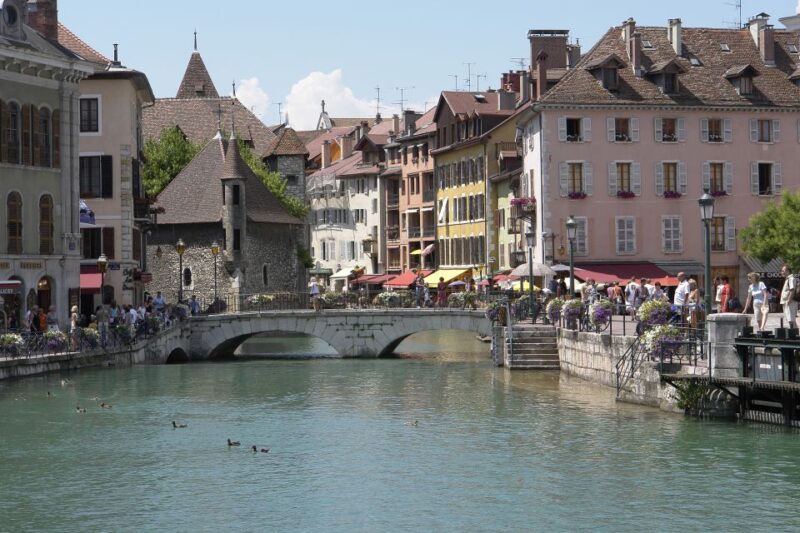 Annecy Private Guided Tour From Geneva - Itinerary