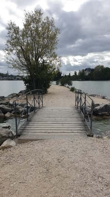 Annecy: Private guided tour with a native resident - What You’ll Experience and Why It Matters