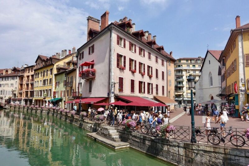 Annecy: Private Guided Walking Tour - Who Will Enjoy This Tour?