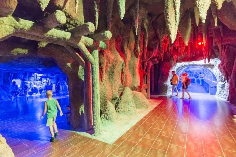 Antalya: Aquarium and Wax Museum Entry Ticket - In-Depth Look at the Antalya Aquarium and Wax Museum