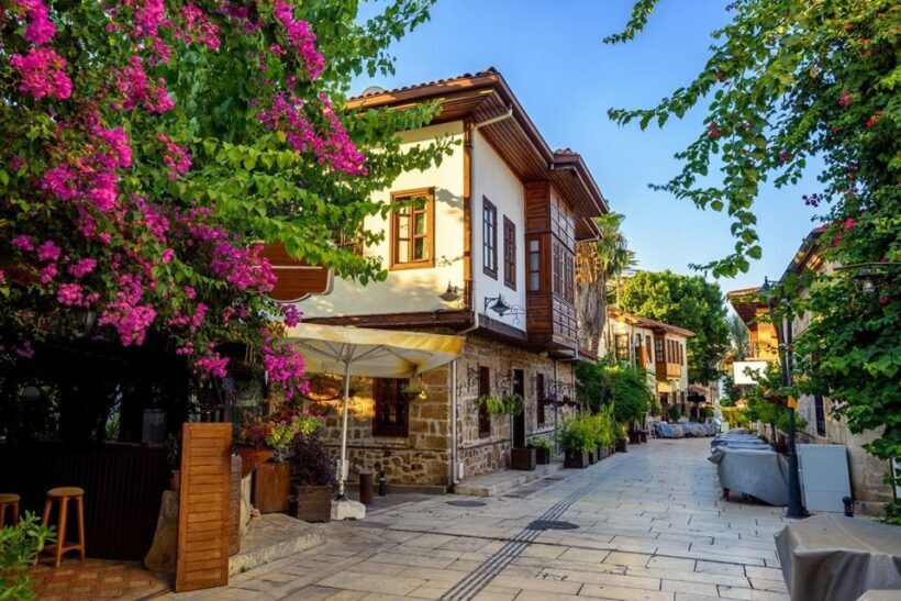 Antalya: Guided Old Town Tour with Boat Trip and Lunch - The Experience from the Traveler’s Perspective