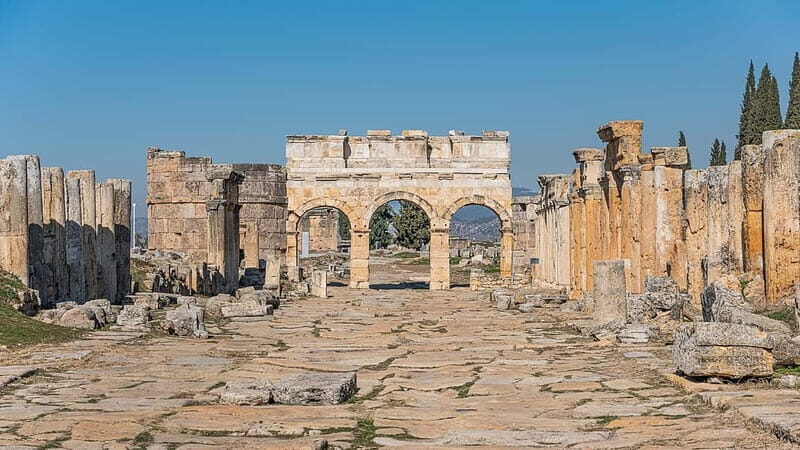 Antalya: Pamukkale Tour with Hot Air Balloon and Lunch - Who Should Book This Tour?