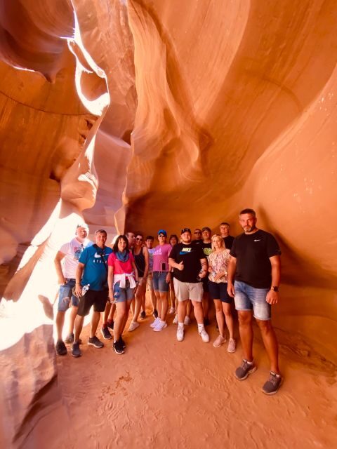 Antelope Canyon and Horseshoe Bend Day Tour from Las Vegas - Key Points