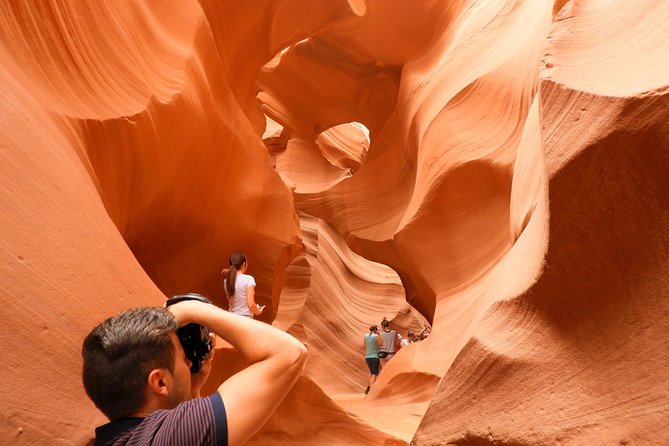 Antelope Canyon and Horseshoe Bend Small Group Tour from Vegas - Summary: Who Should Consider This Tour?
