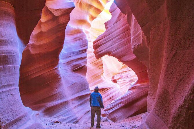 Antelope Canyon Horseshoe Bend Small Group Tour from Las Vegas - The Itinerary in Detail