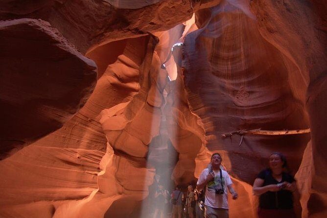 Antelope Slot Canyon and Horseshoe Bend Day Tour from Flagstaff - Key Points