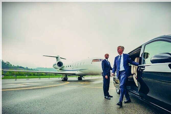 Antigua Airport Private Roundtrip Transfer to and from Royalton Antigua Resort - Key Points