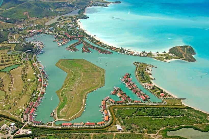 Antigua - Discover and Relax on 2 beaches - What Could Be Better?