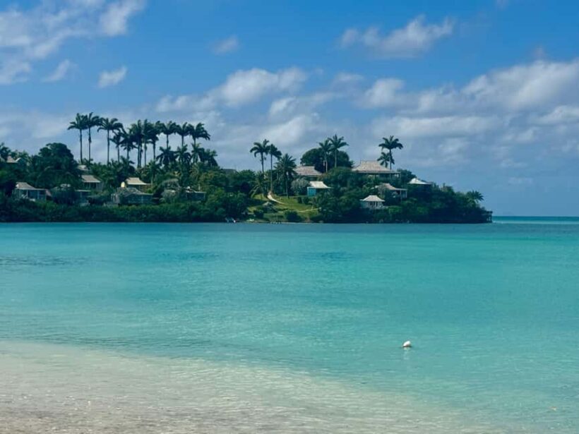 Antigua - Discover and Relax on 2 beaches - The Sum Up