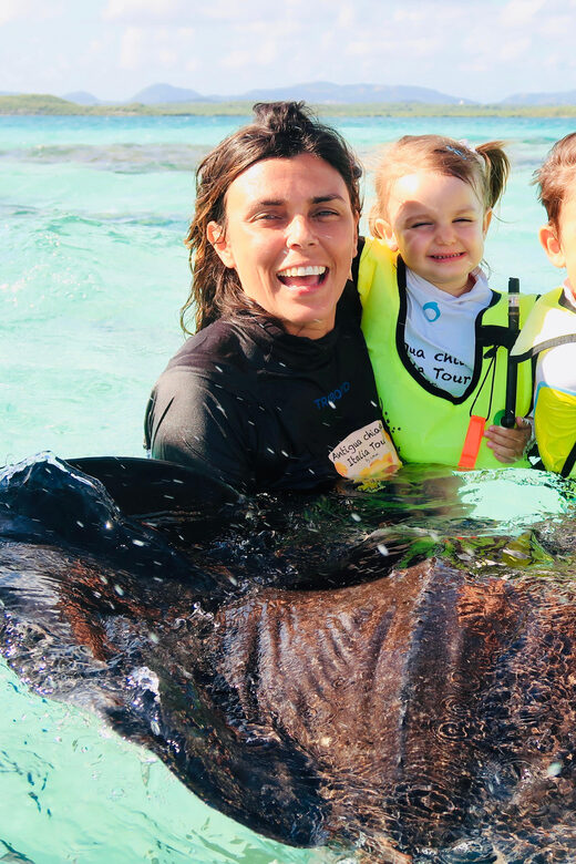 Antigua: Stingray City Experience with Round-Trip Transfer - Common Concerns and Tips