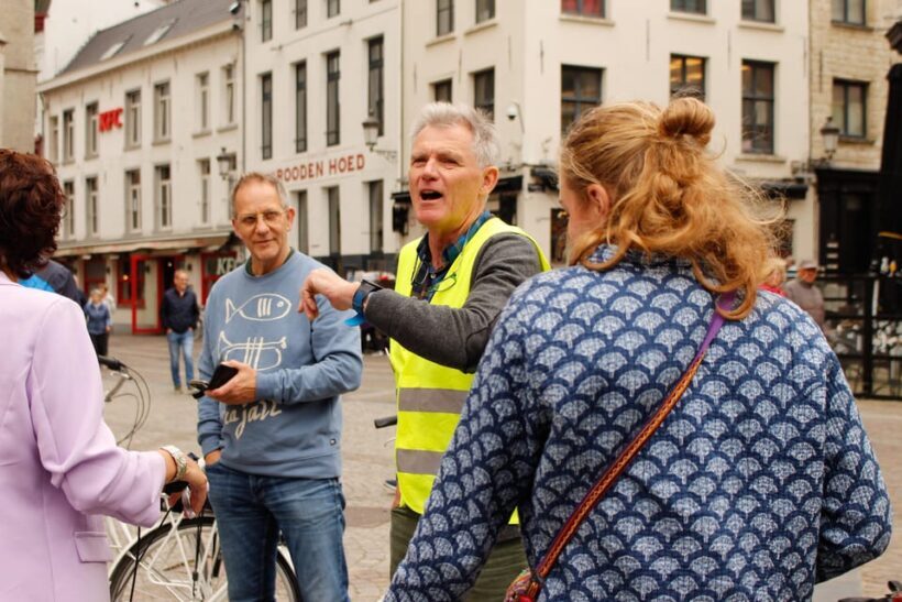 Antwerp: City Highlights Guided Bike Tour - The Value of the Experience