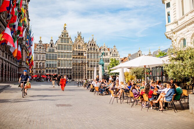 Antwerp: City Walk with Audio Guide in 7 Languages on your Phone - Who Will Appreciate This Tour?