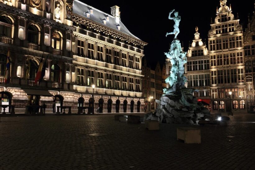 Antwerp - Private Historic Walking Tour - Authentic Experiences and Guest Feedback