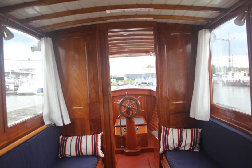 Antwerp: Private Old Harbour Boat Tour Incl. Drinks & Snacks - FAQ