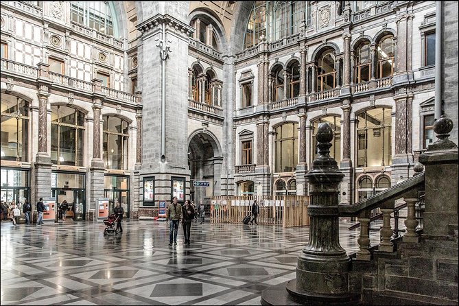 Antwerp Sightseeing Tour From Brussels - Tour Experience