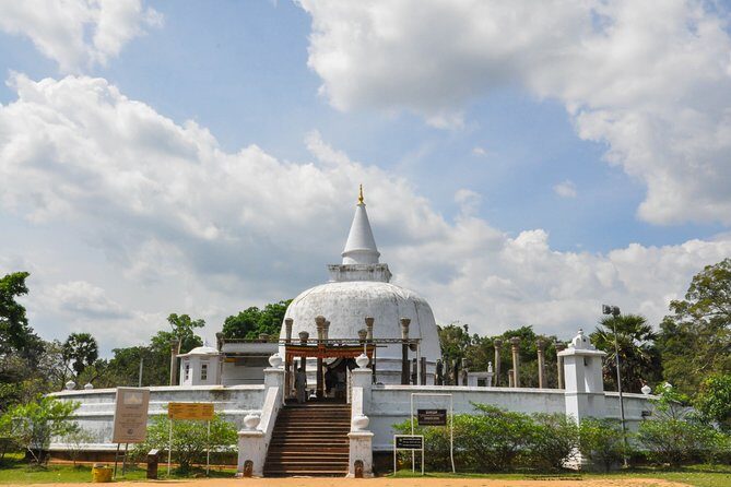 Anuradhapura Buddhist Icons Tour from Kalpitiya - FAQ