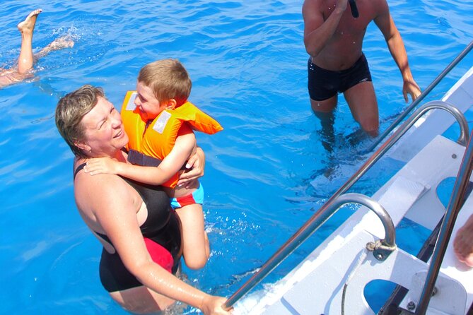 APHRODITE II -LAZY DAY CRUISE-BLUE LAGOON,TURTLE COVE, with LUNCH - FAQ