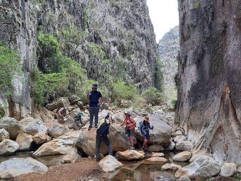 Apoala Canyon, Ponds and Waterfalls 2 Days Hike Trip - Key Points