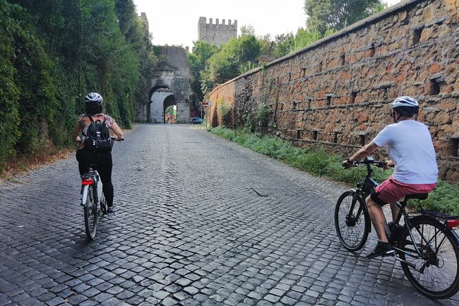 Appia Antica and Romes Underground Labyrinth by Ebike - Ebike Advantages and Comfort